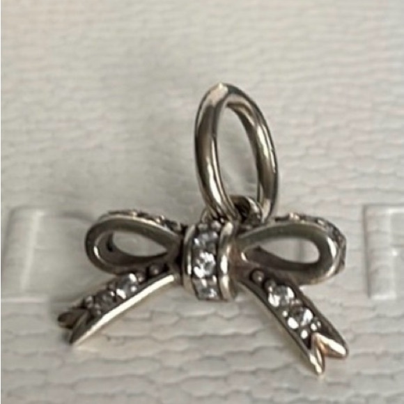 Pandora | Jewelry | Pandora Silver Sweet Sentiments Cz Bow Charm ...